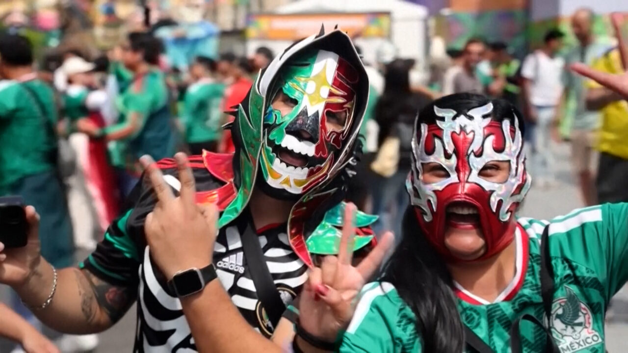 World Cup Mania Takes Over Mexico City’s Zocalo Square – MILLENNIUM ...