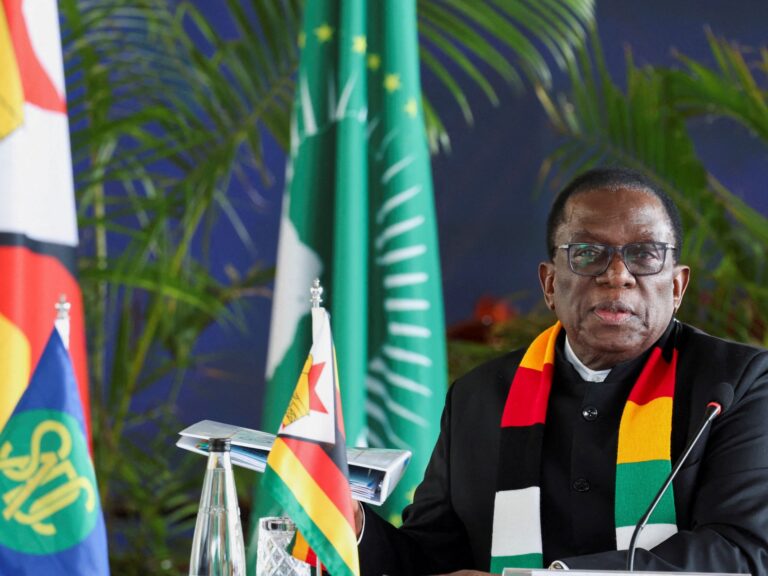 Zimbabwe Lawmakers Approve Bill to Extend Presidential Term from Five ...
